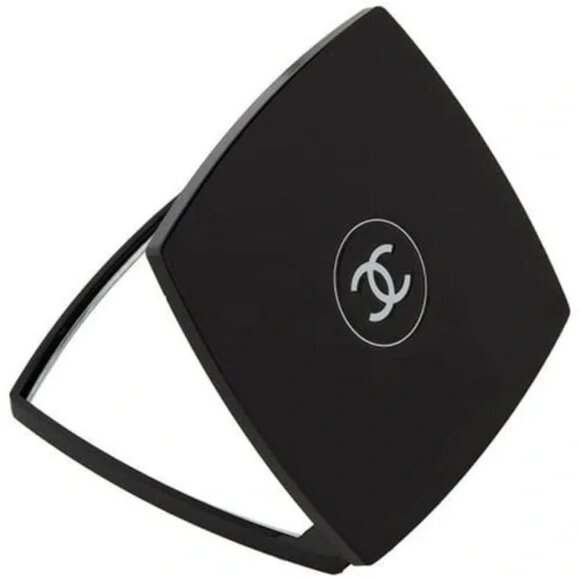CHANEL | Accessories | Bnib Chanel Miroir Double Facettes Mirror Duo ...